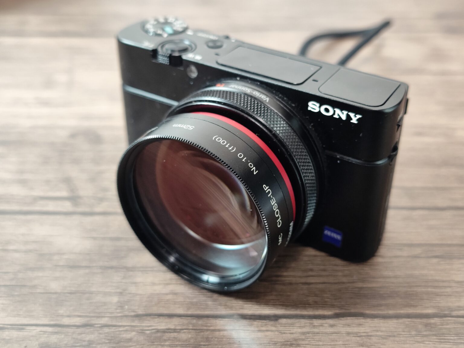 『RX100M7』にクローズアップレンズNo.10を取り付けてマクロ性能を強化した話 | Gadget Nyaa | ガジェットブログ