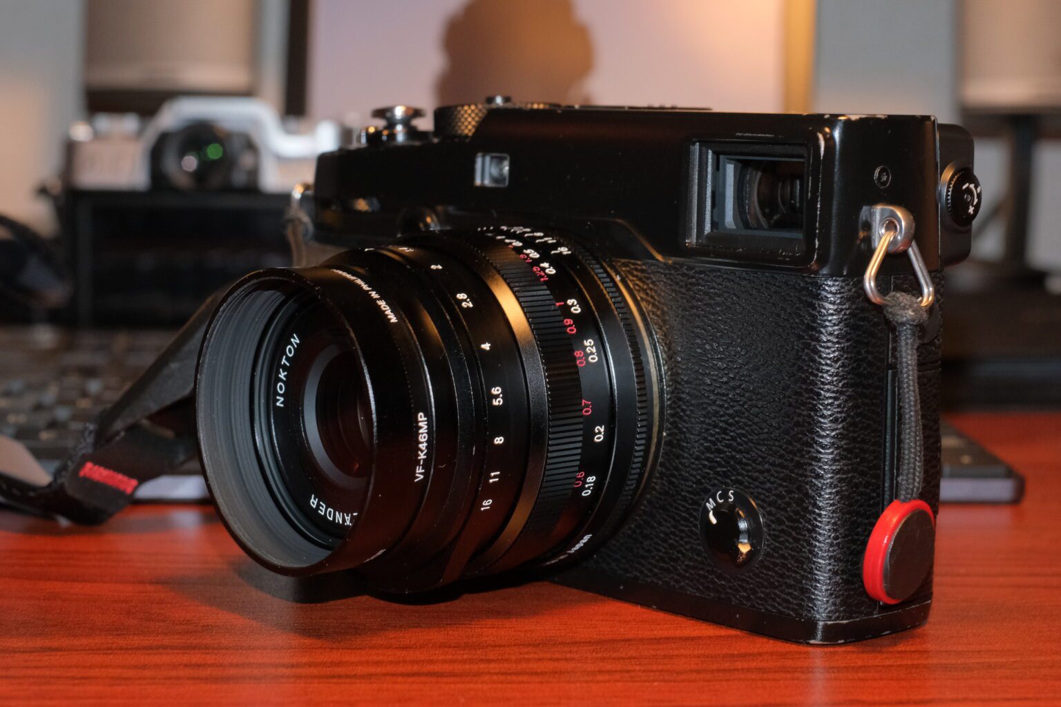 FUJIFILM X-Pro3とX-Pro2を実機比較レビュー。ビルドクオリティはX-Pro2が優るもロマンはX-Pro3 | Gadget Nyaa | ガジェットブログ