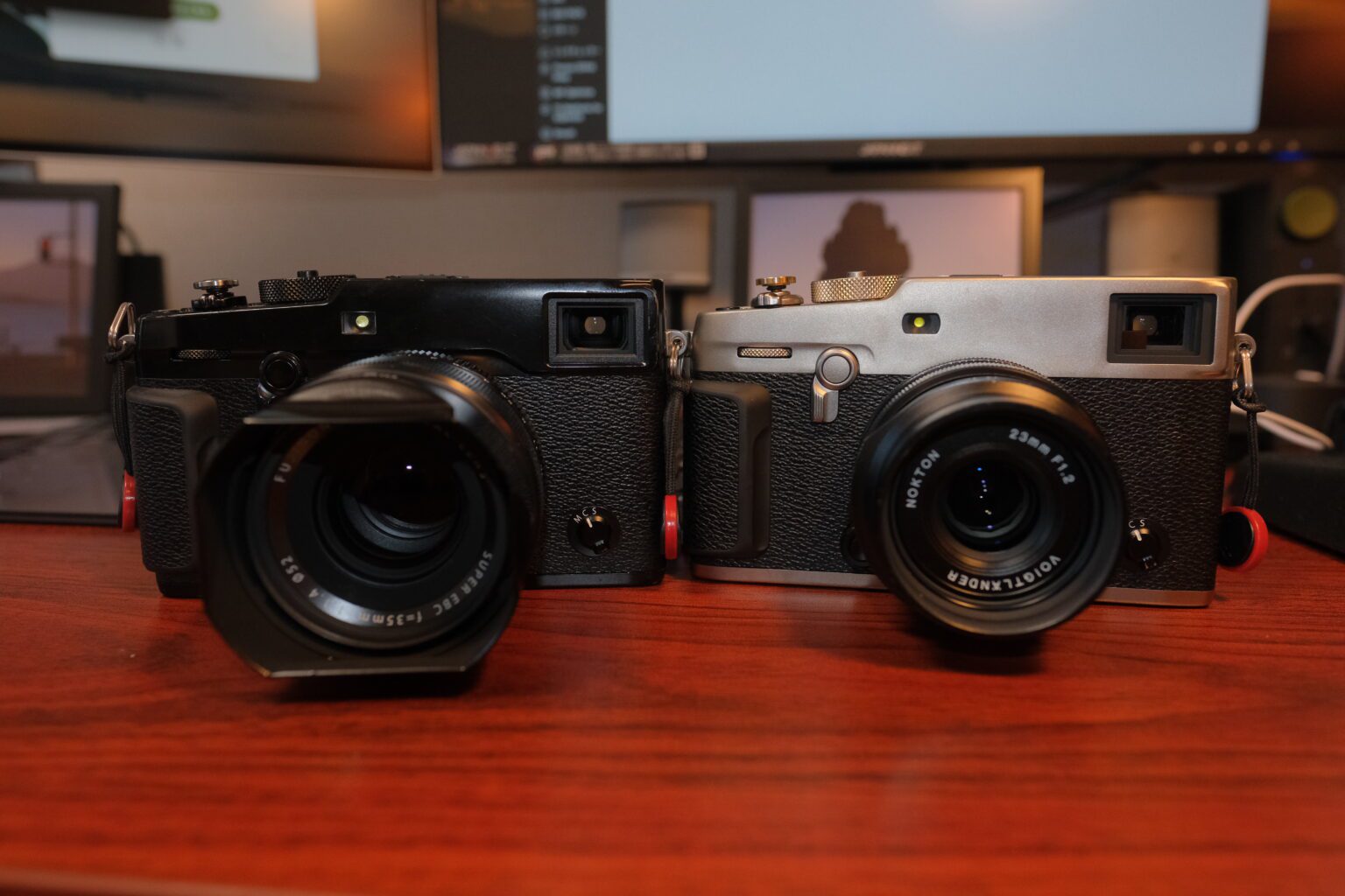 FUJIFILM X-Pro3とX-Pro2を実機比較レビュー。ビルドクオリティはX-Pro2が優るもロマンはX-Pro3 | Gadget Nyaa | ガジェットブログ