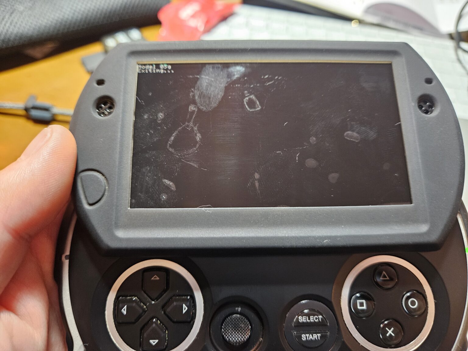 【2025年版】PSP goにCFWを導入する方法。LMEとPRO-CのどちらでもOK | Gadget Nyaa | ガジェットブログ