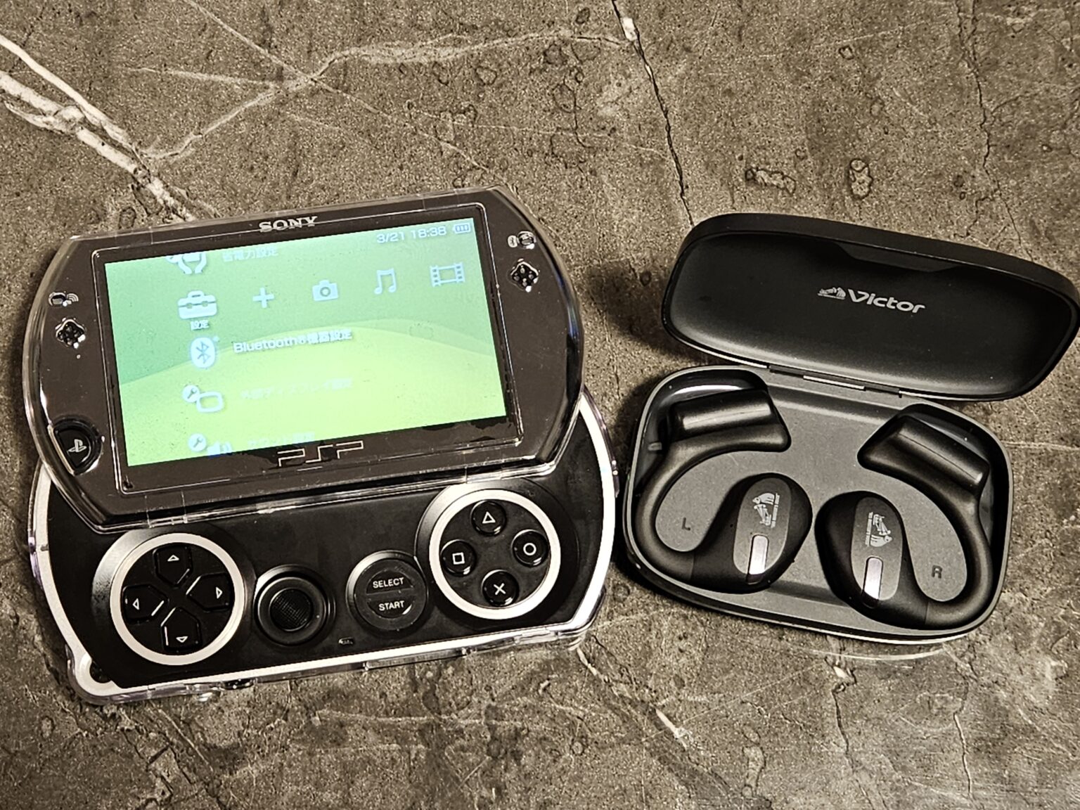 15年越しにPSP goを購入レビュー。2025年でも欲しければ買って損なし | Gadget Nyaa | ガジェットブログ